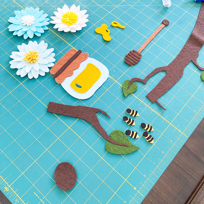 {Sewing} The Bees Knees - The Dressed Aesthetic